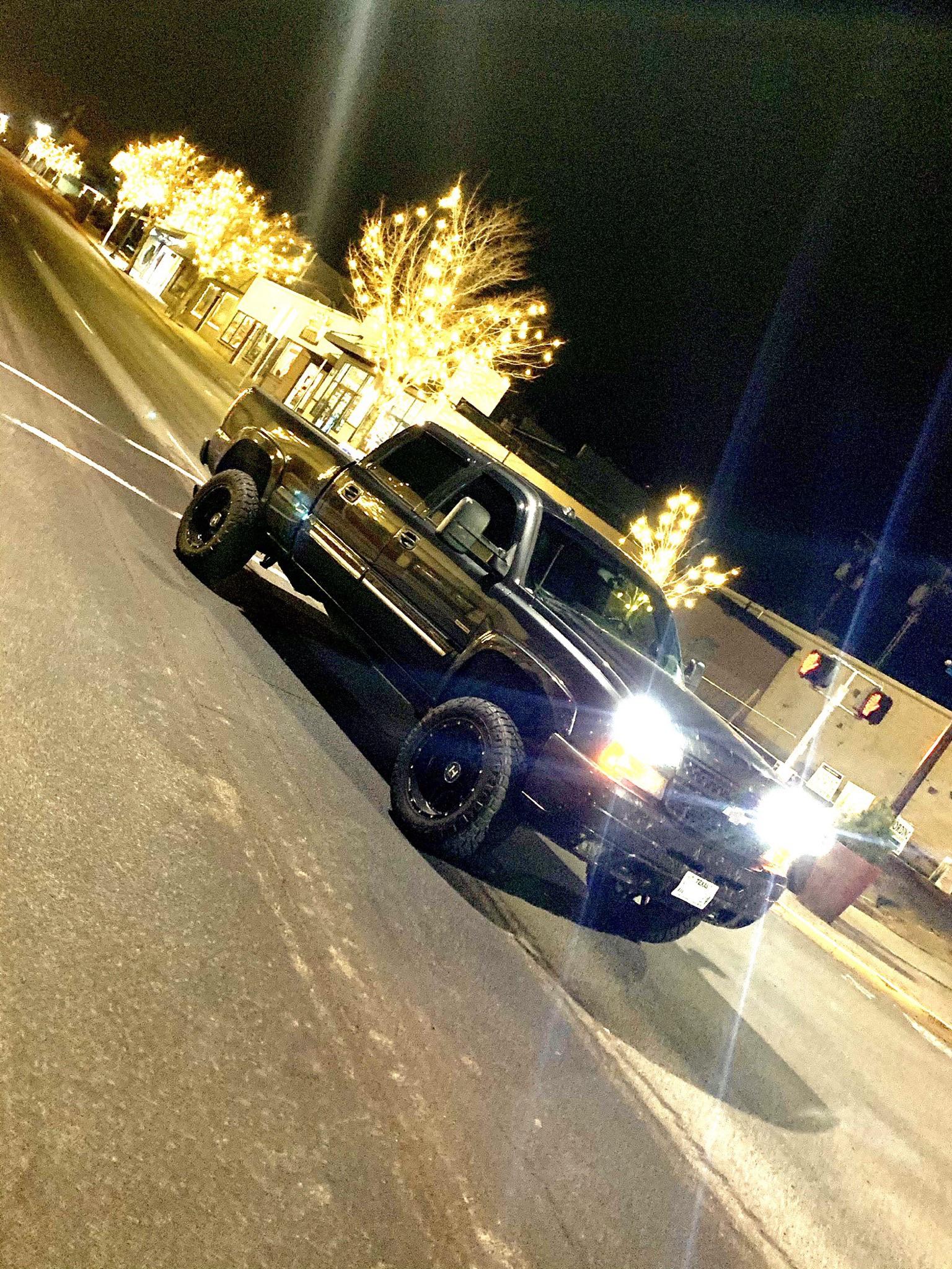 Cross country drives, snagging pics in small towns. | Scrolller