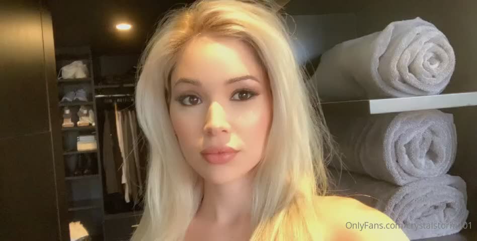 Crystal Storm showing off her gorgeous body | Scrolller