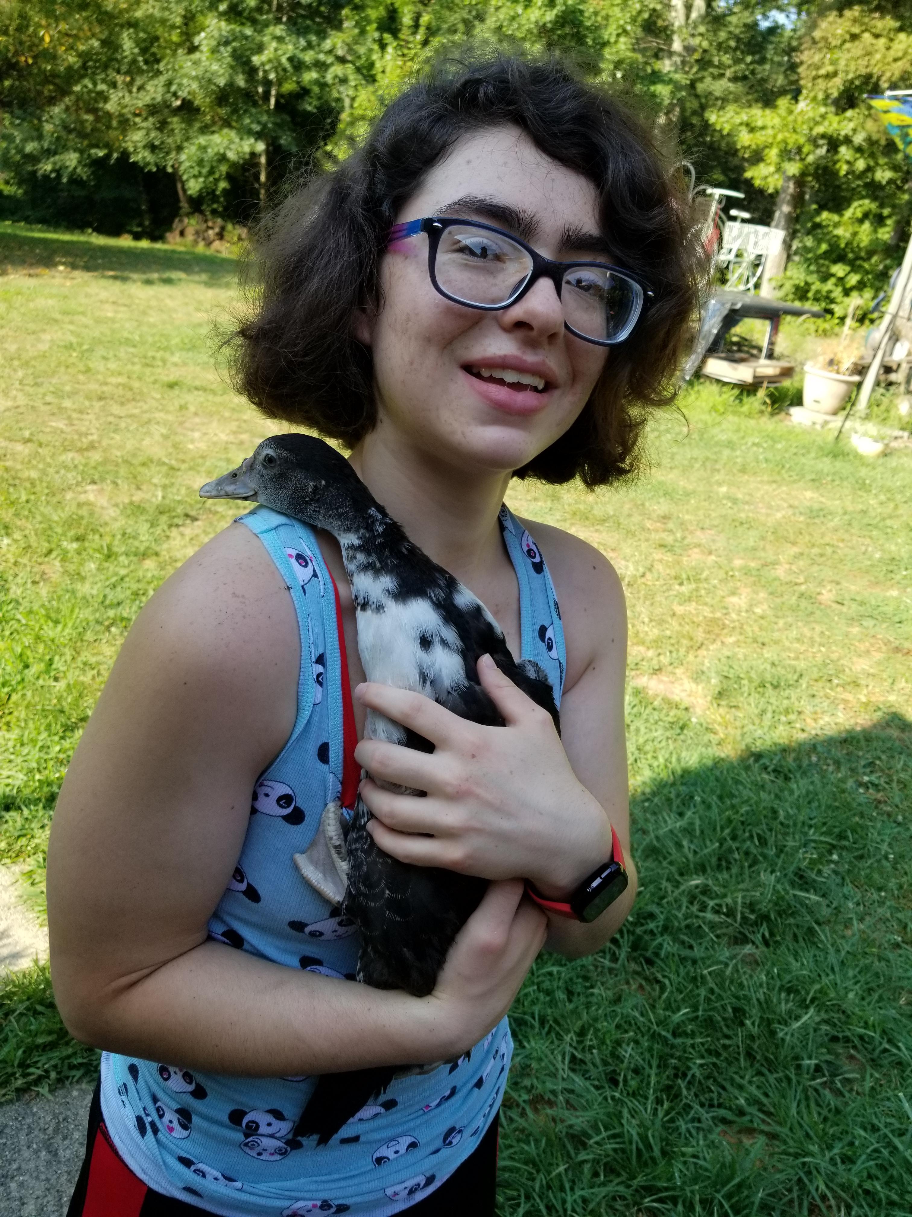 Cuddle duck | Scrolller