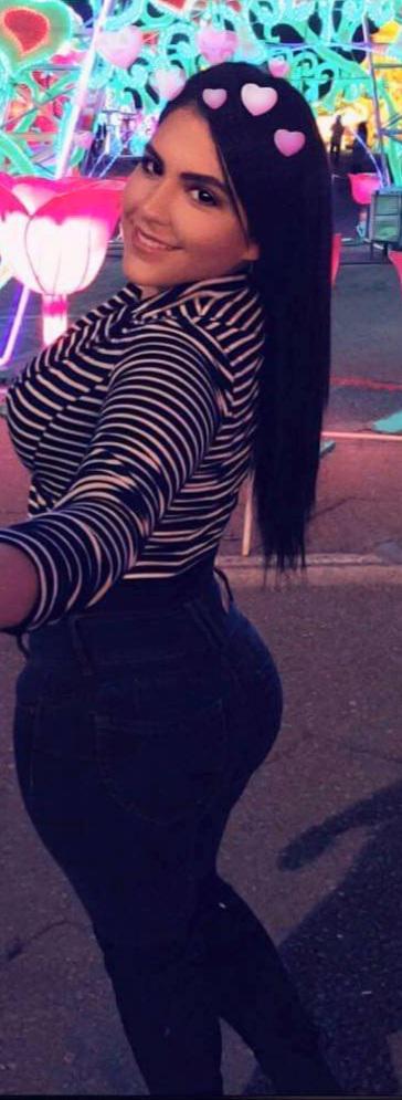 Culona y tetona Sonorense Yaquelin de Sandoval | Scrolller