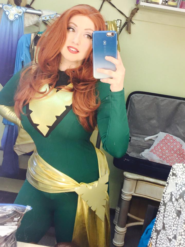 Curvy Cosplayer (Jaycee Cosplay) | Scrolller