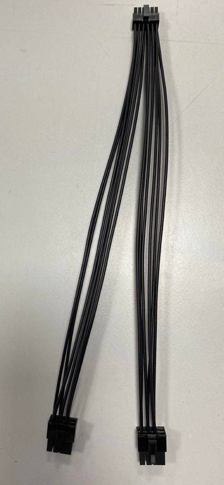 Custom 12PIN PCIE SFF cables are now available via our Configurator - https://store.cablemod.com ...