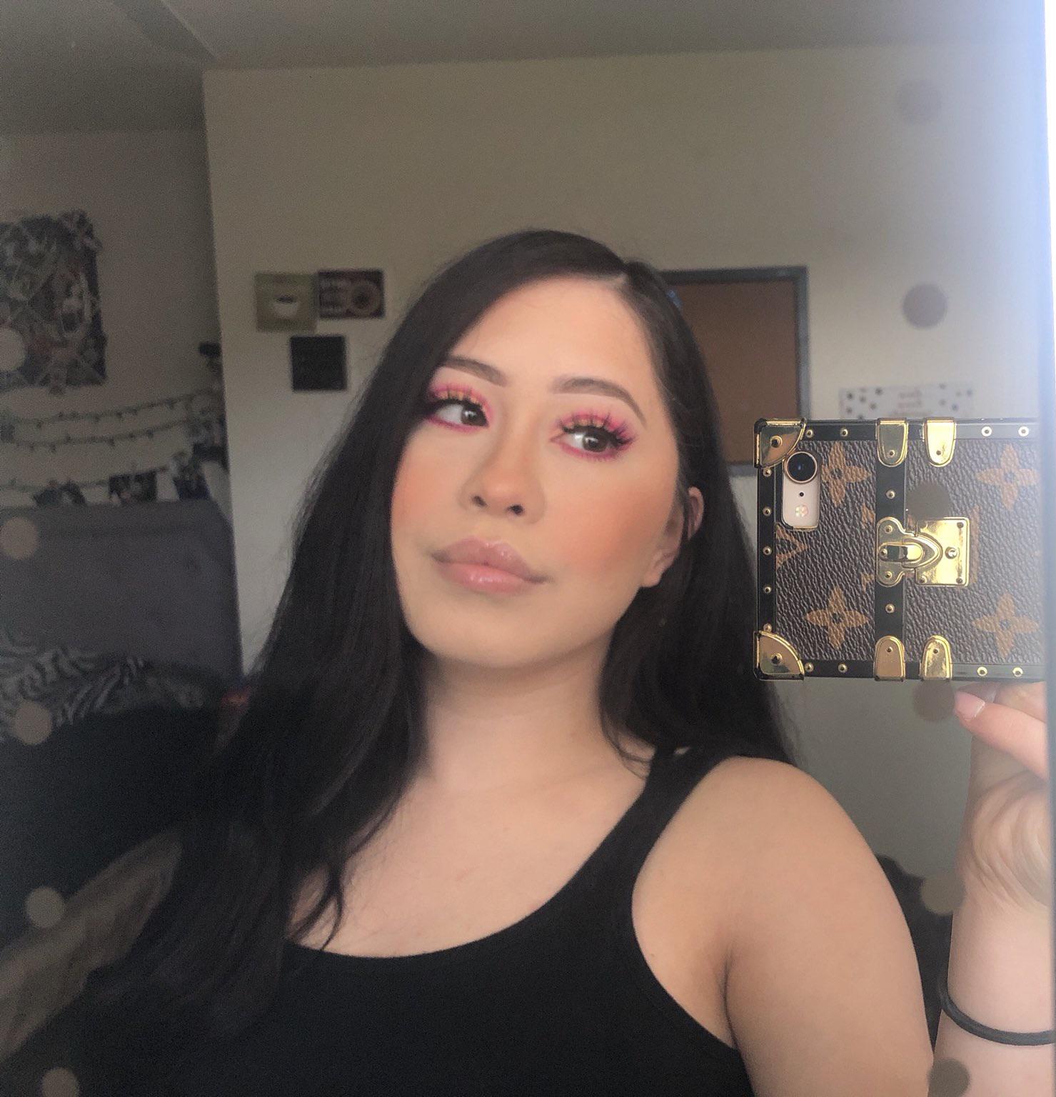 Cute bitch | Scrolller