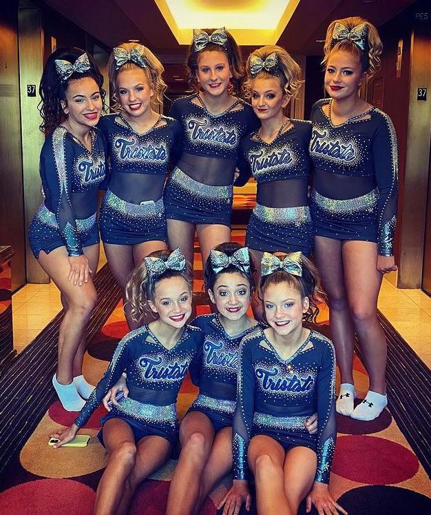 Cute cheer team all wearing ankle socks 💦 | Scrolller