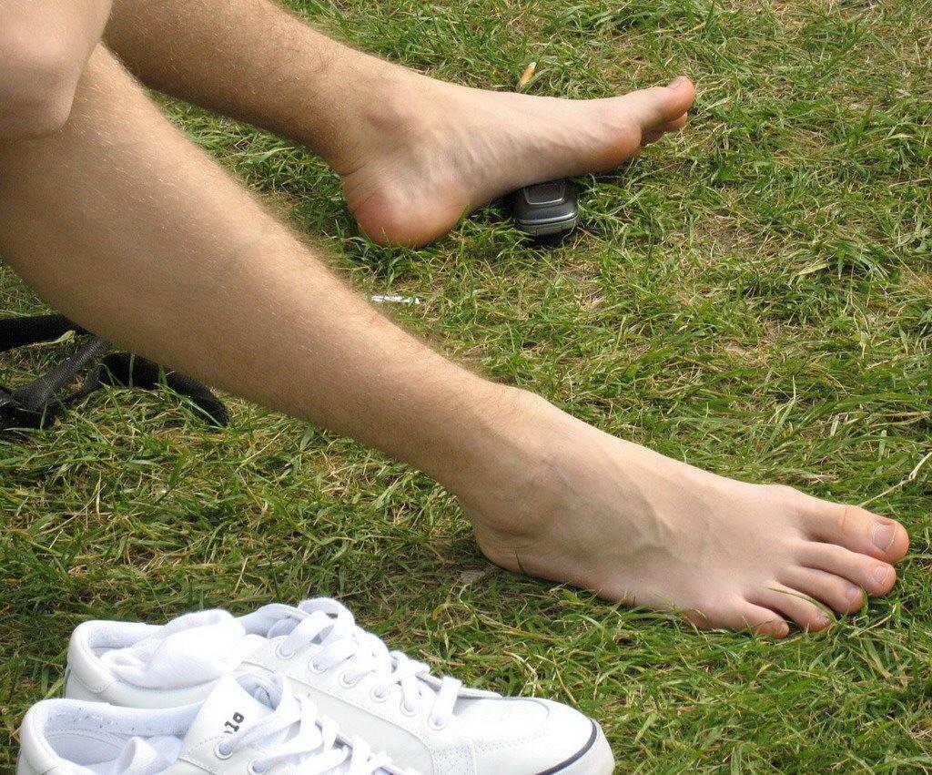 Cute Feet Scrolller