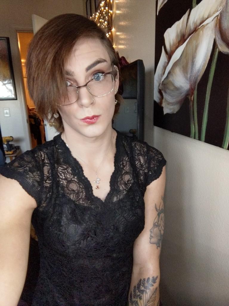 Cute little librarian look | Scrolller