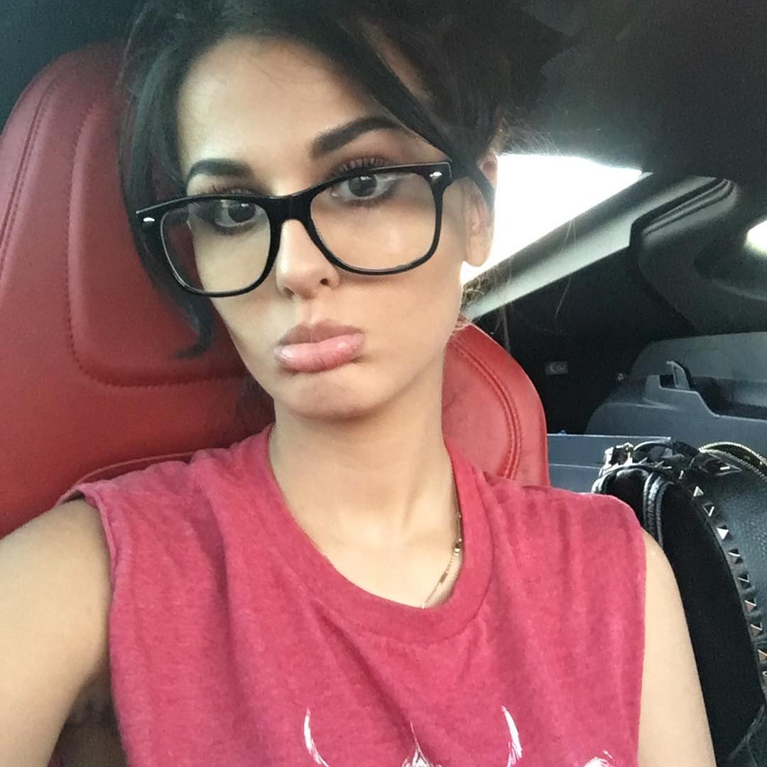 Cute pout | Scrolller