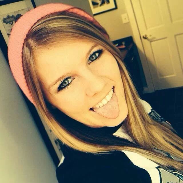 Cutie biting her tongue | Scrolller