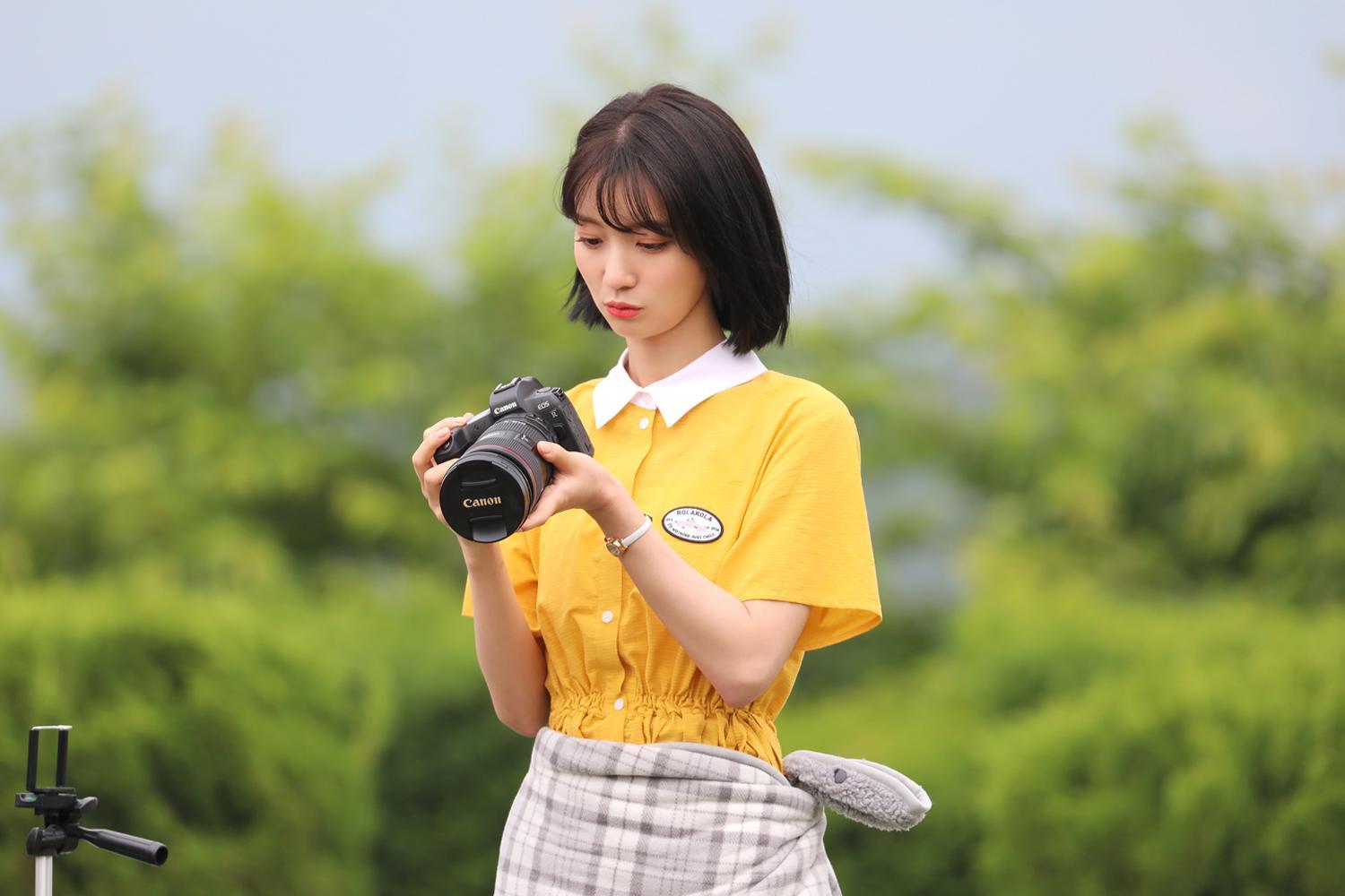 Daily Binnie #1082 - Behind the Lens | Scrolller