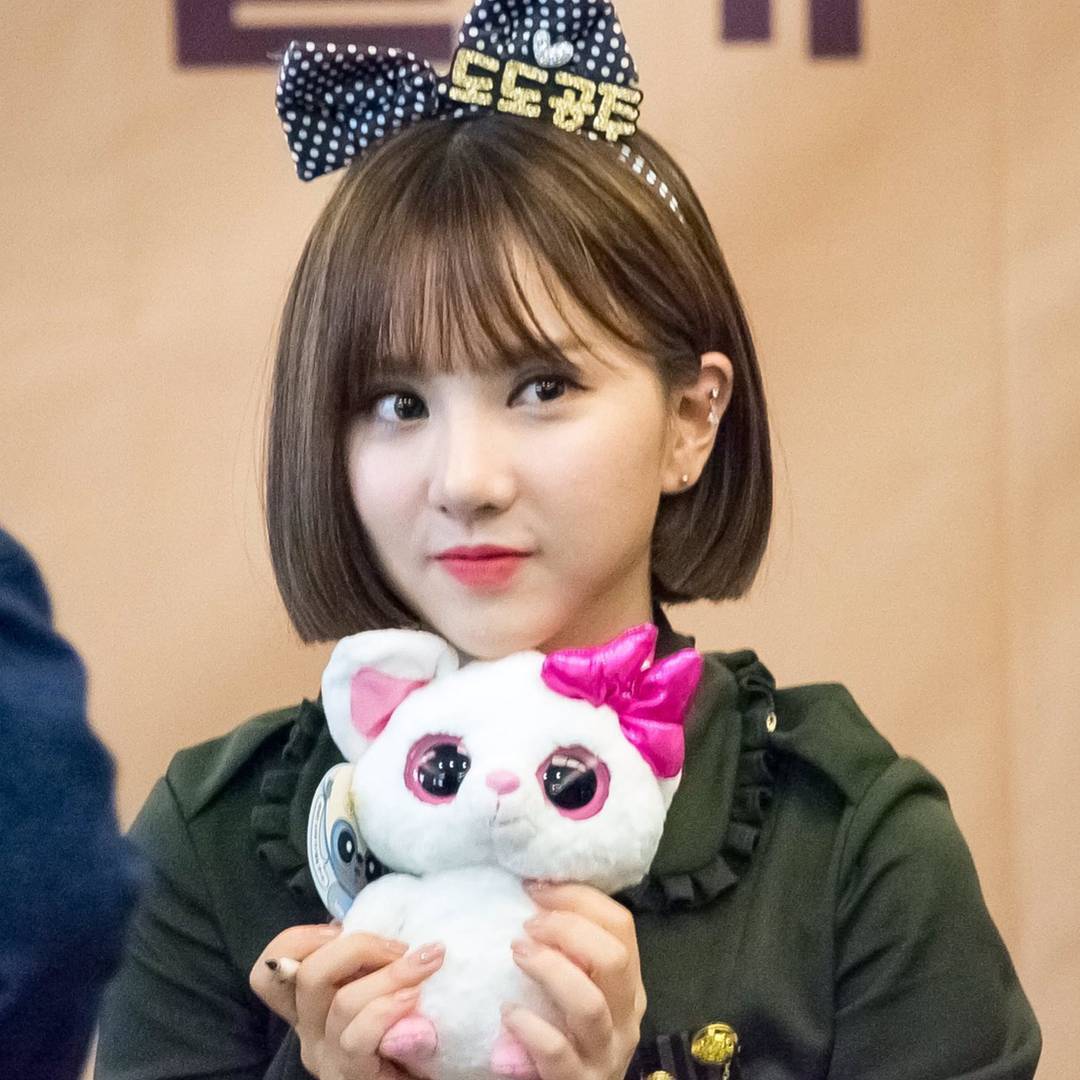 Daily Eunha #135 | Scrolller
