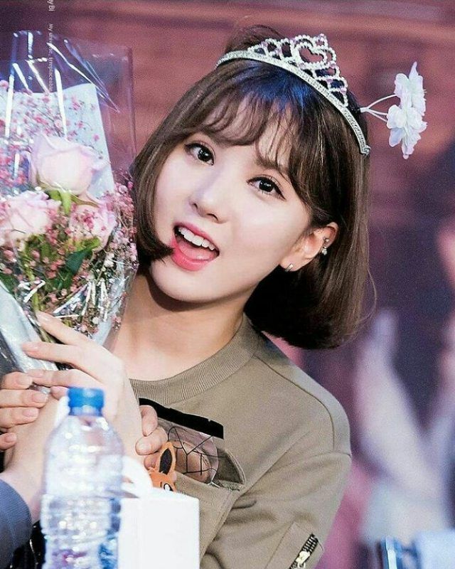 Daily Eunha #65 | Scrolller