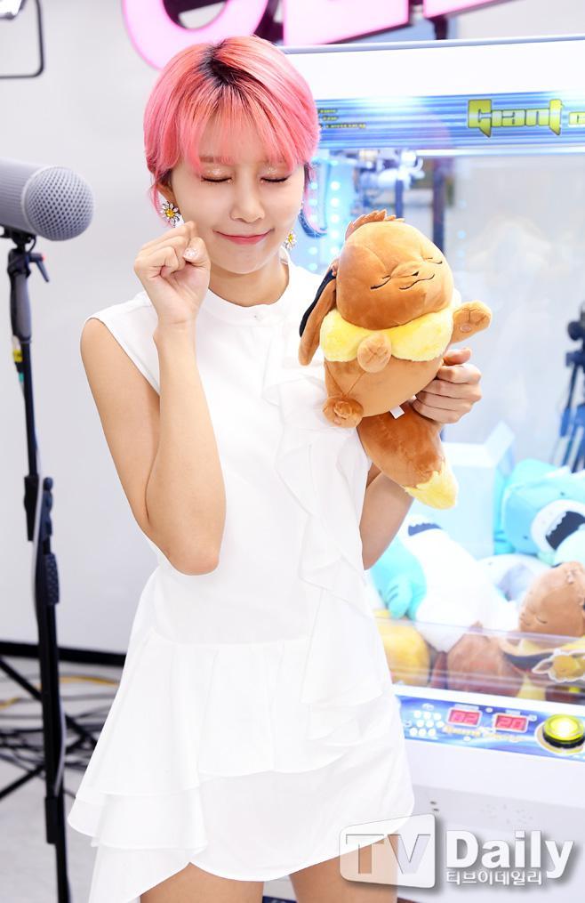 Daily Hyebin #65 | Scrolller