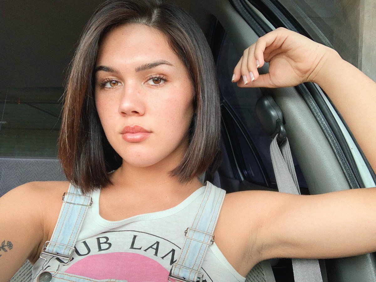 Daisy Taylor | Scrolller