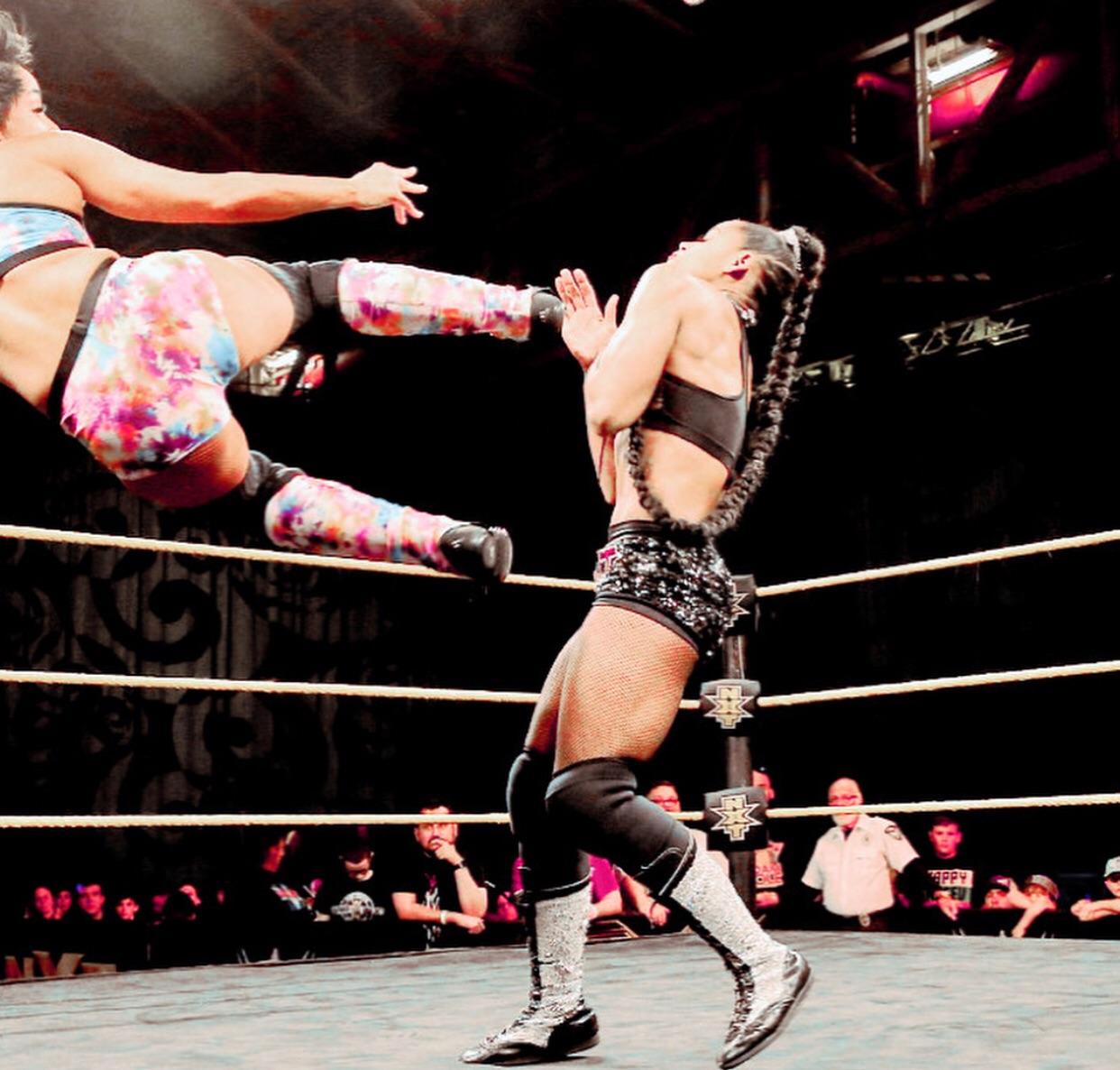 Dakota with a drop kick | Scrolller