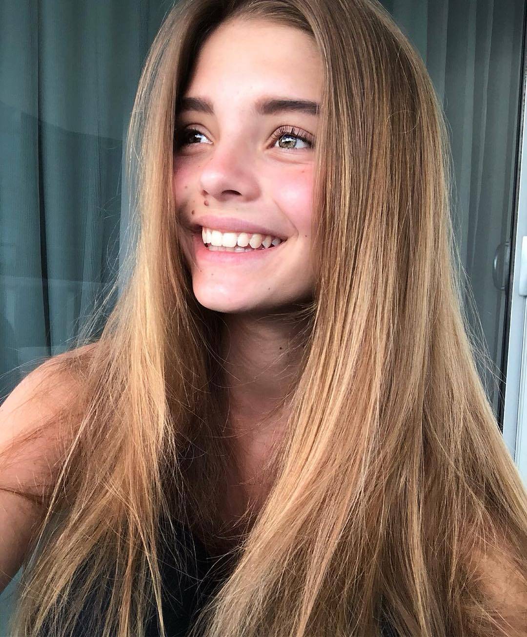 Dasha Komarova | Scrolller