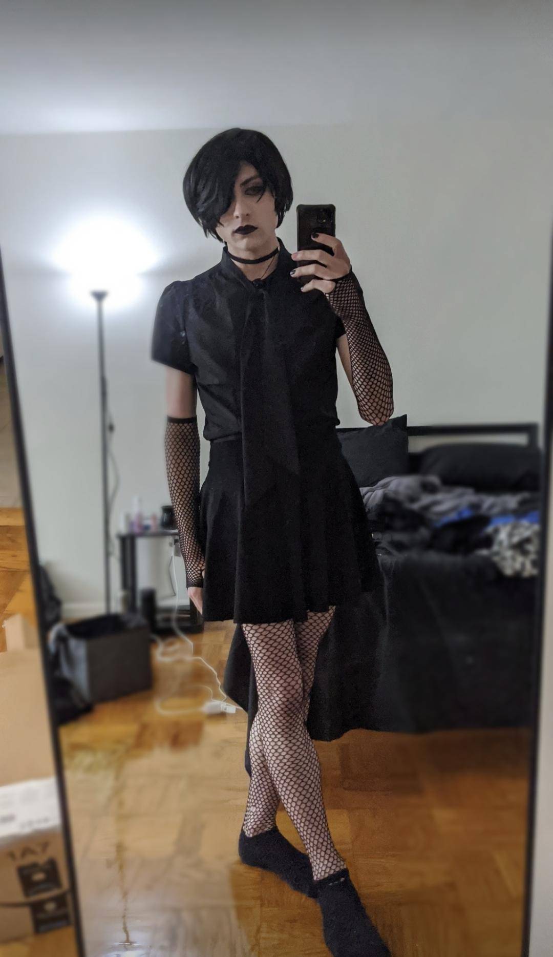 Date night look (+ Docs + mask) | Scrolller