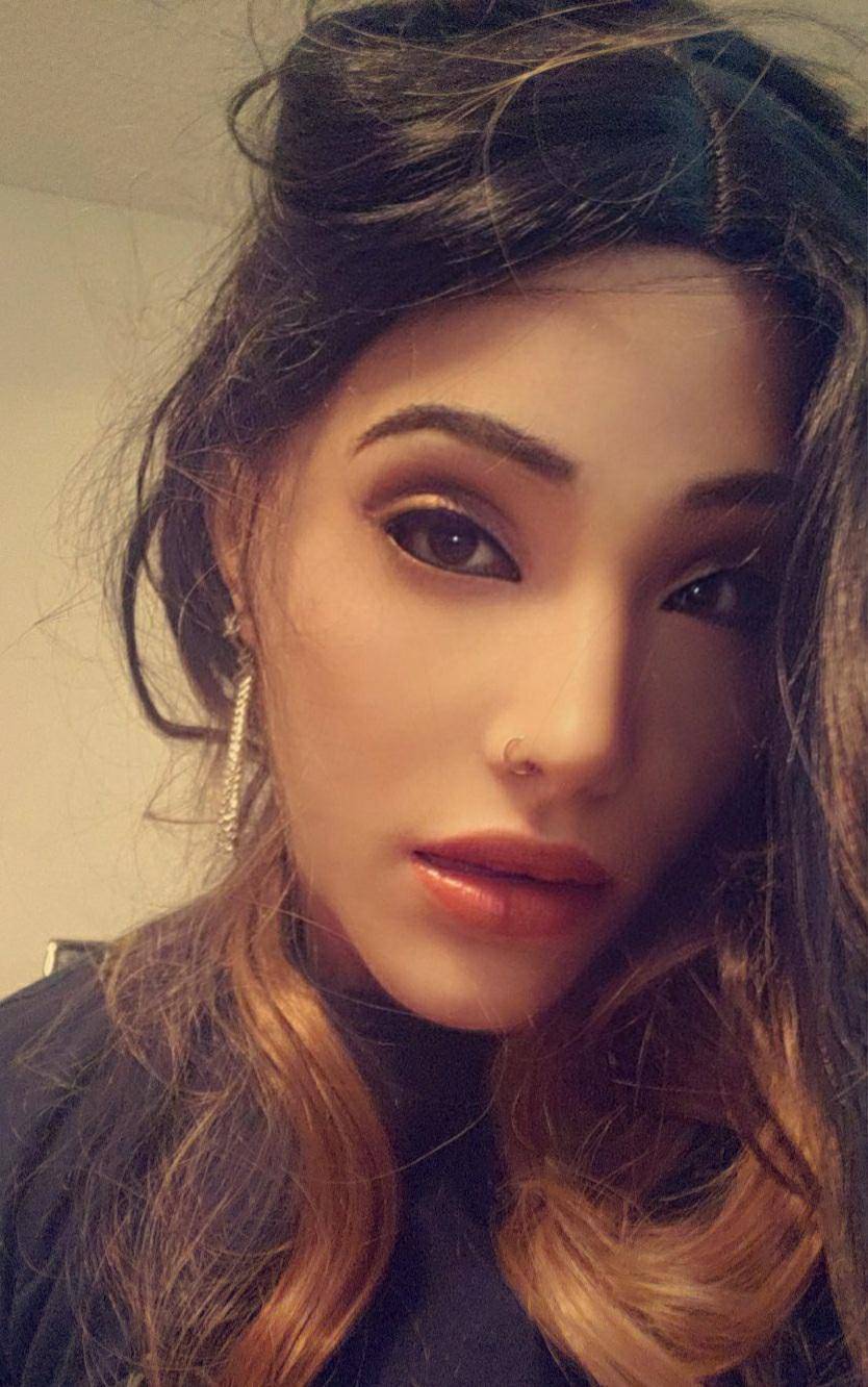 Day 1 Newbie: Very messy hair | Scrolller