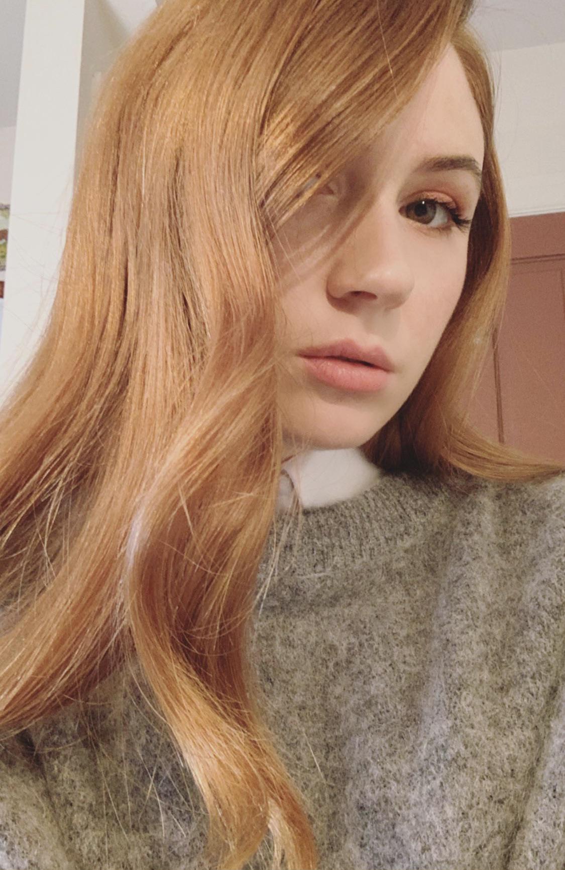 Dazzling in a sweater | Scrolller