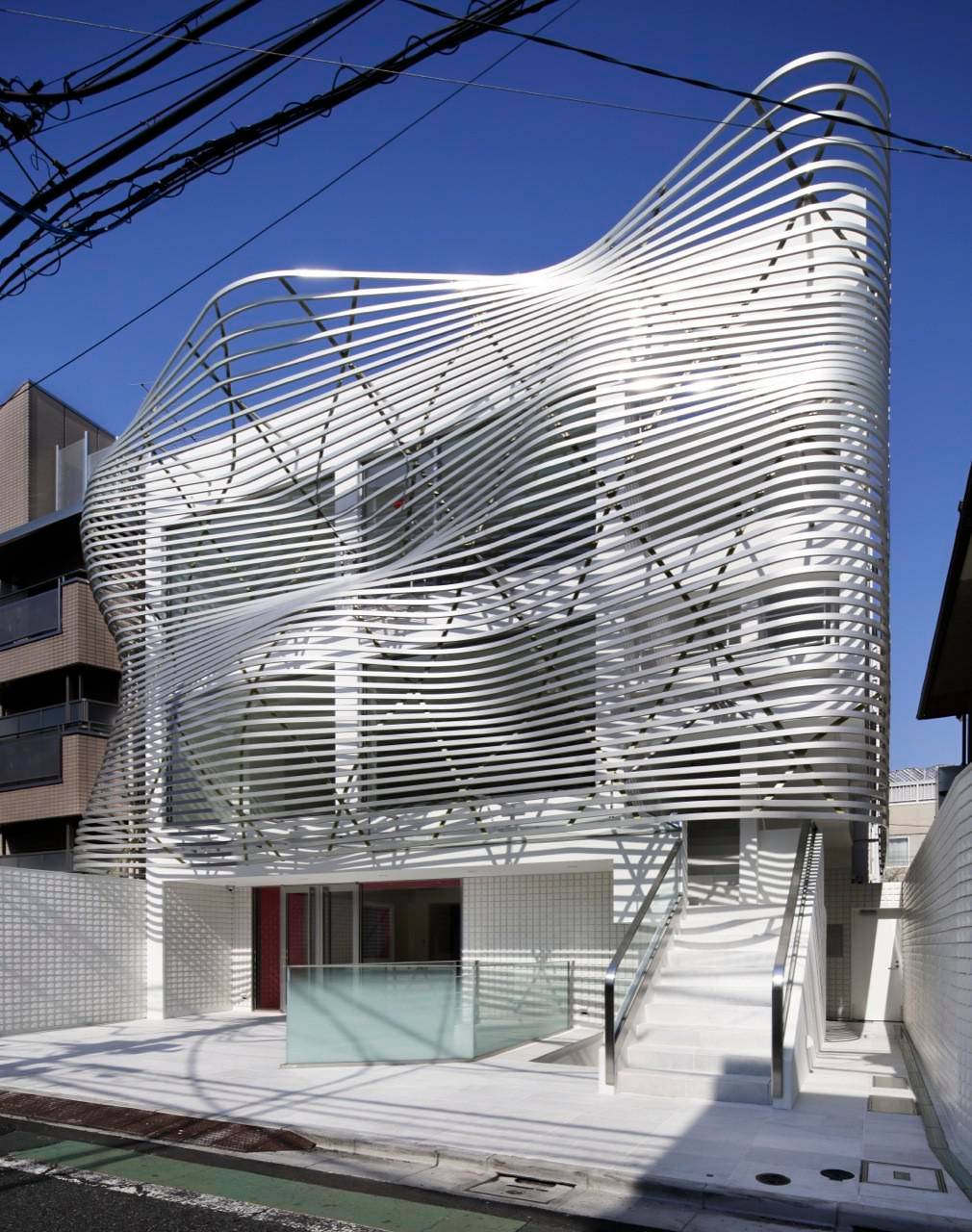 Dear Jingumae Building by Amano Design Office | Scrolller
