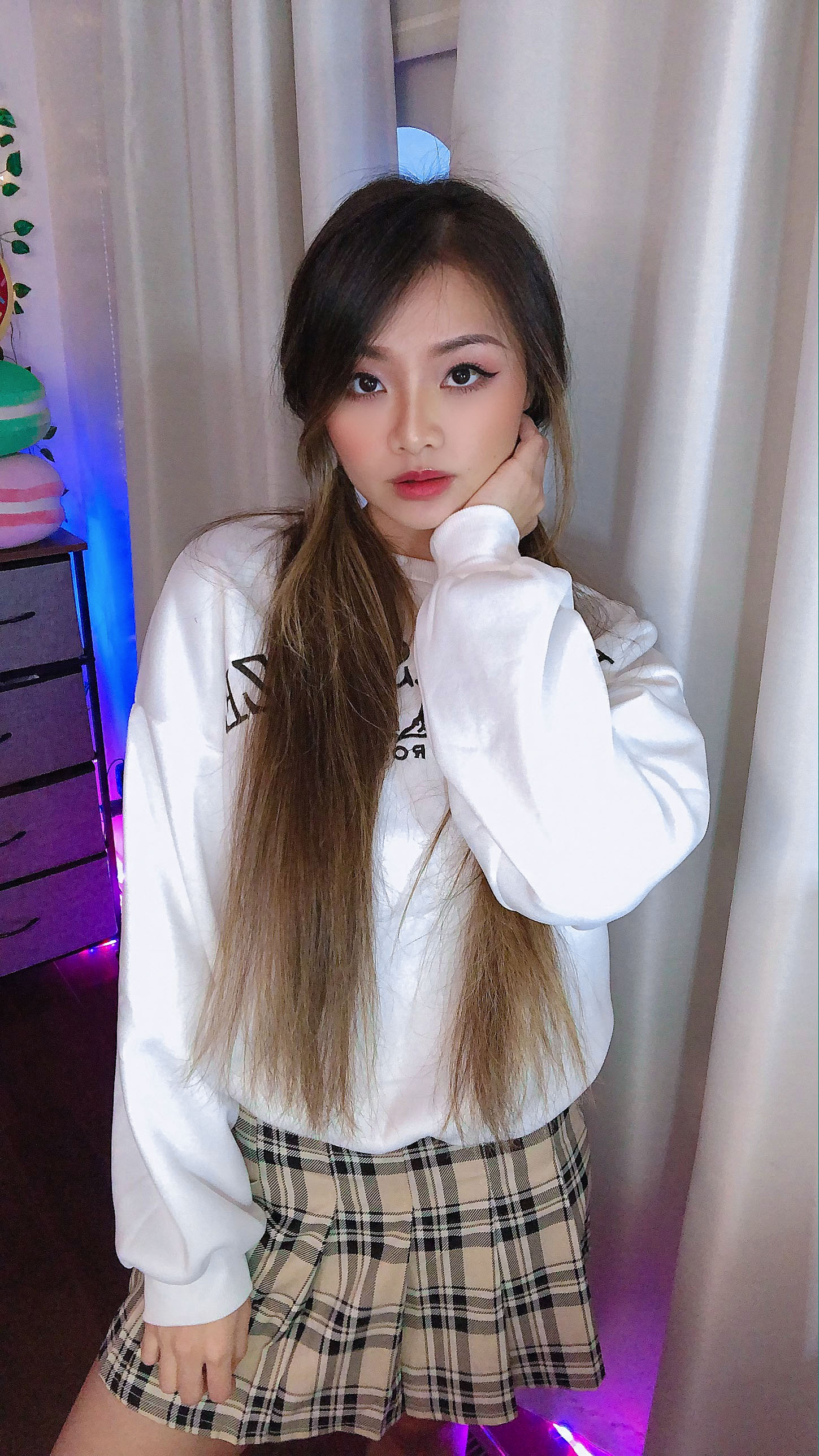 dearcindyphan | Scrolller