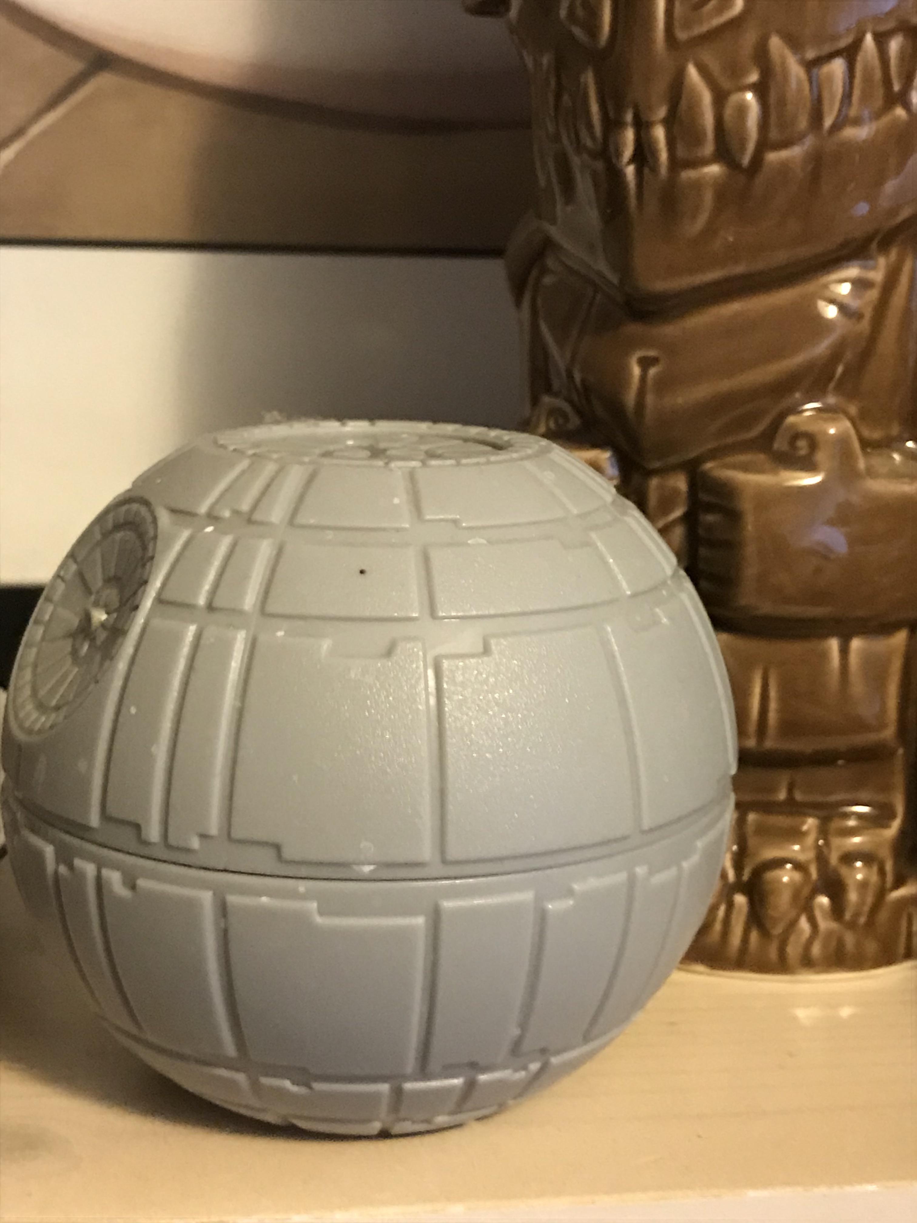 Death Star perfume (it smells like alderan) | Scrolller