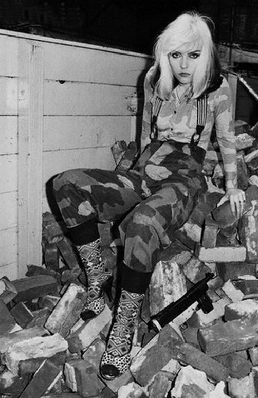 Debbie Harry Wearing Camouflage - 1980 | Scrolller