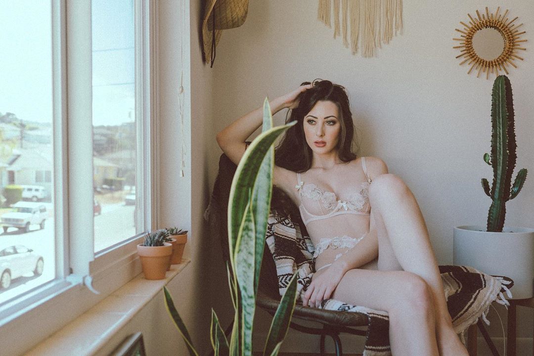 Deciding what to wear | Scrolller