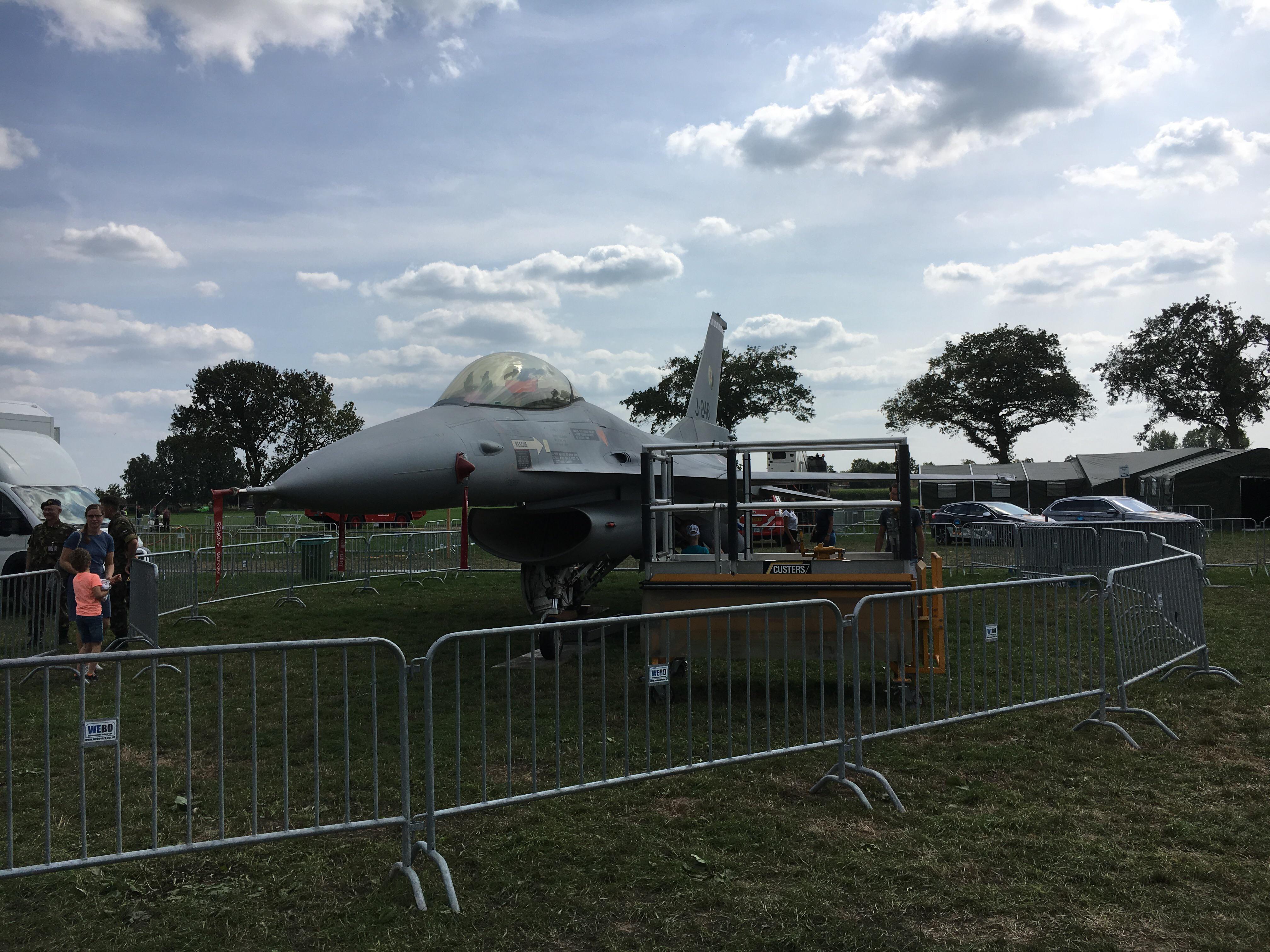 Decommissioned F16 just to promote the Dutch Air Force. | Scrolller