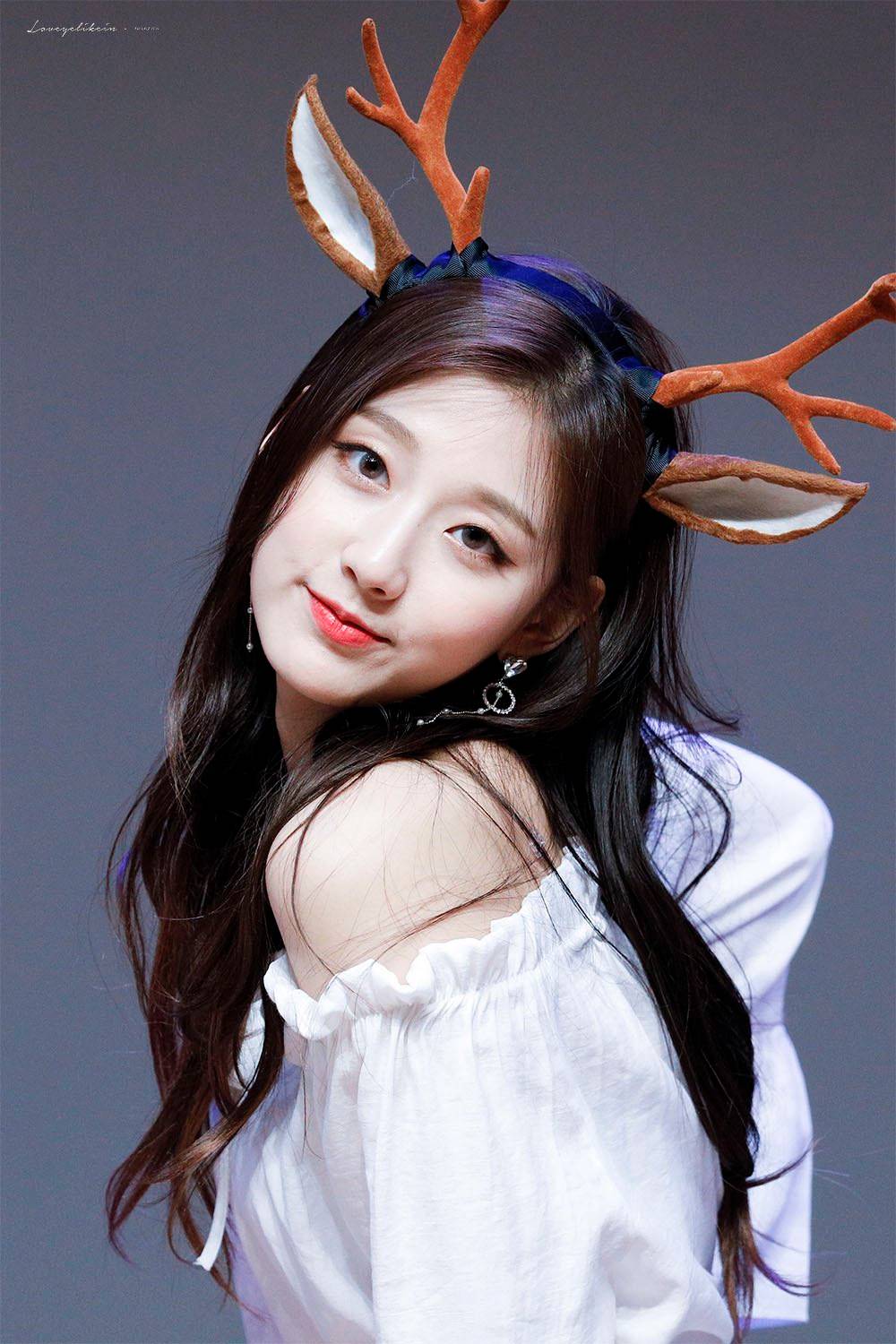 Deer Yein 🦌 | Scrolller