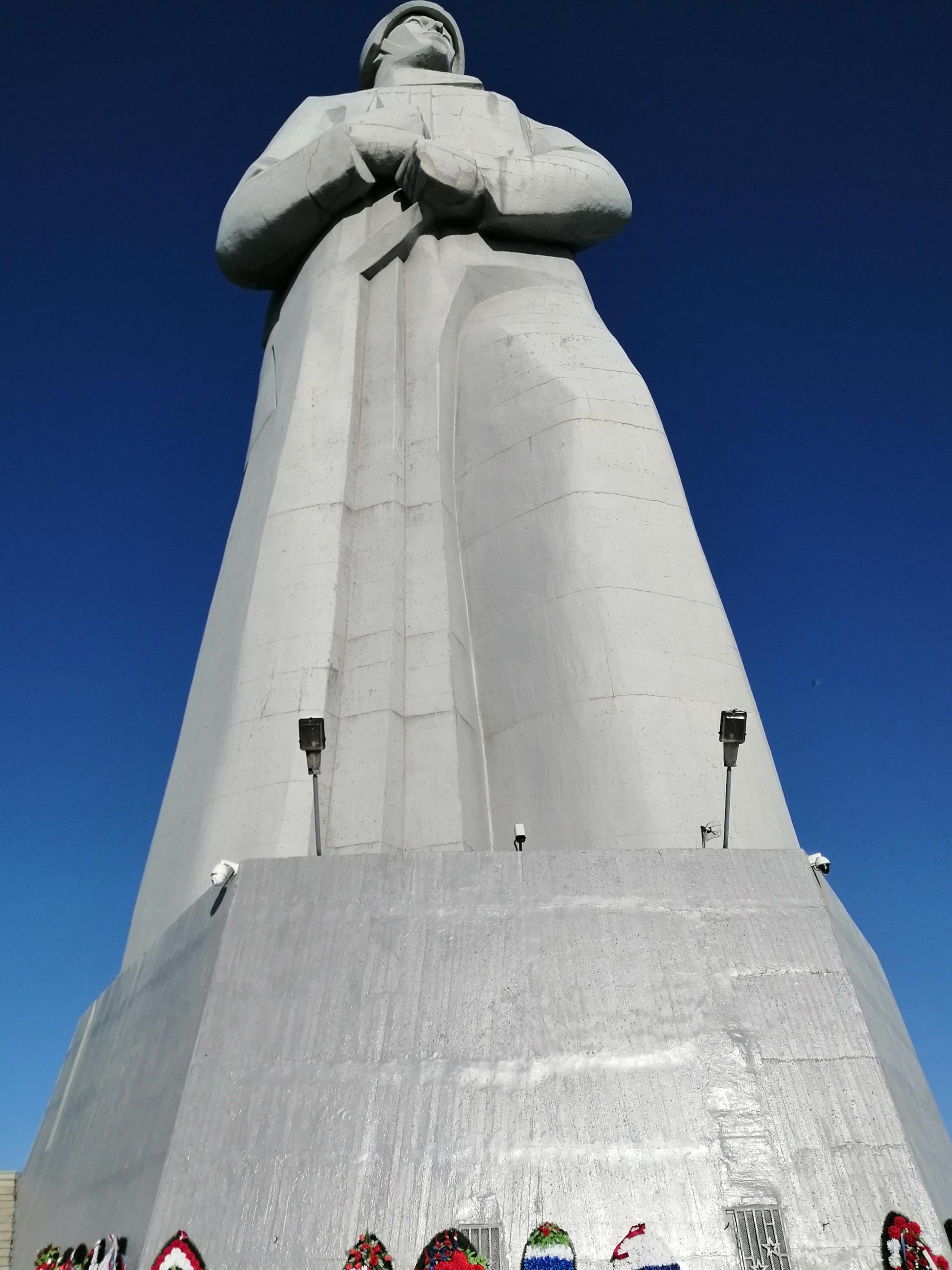 Defenders of the Soviet Arctic during the Great Patriotic War, or Alyosha. Murmansk | Scrolller