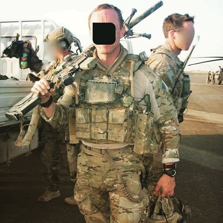 Delta Force operators, one of whom is shouldering a marksman rifle (early-mid 2010s) [750 x 750 ...
