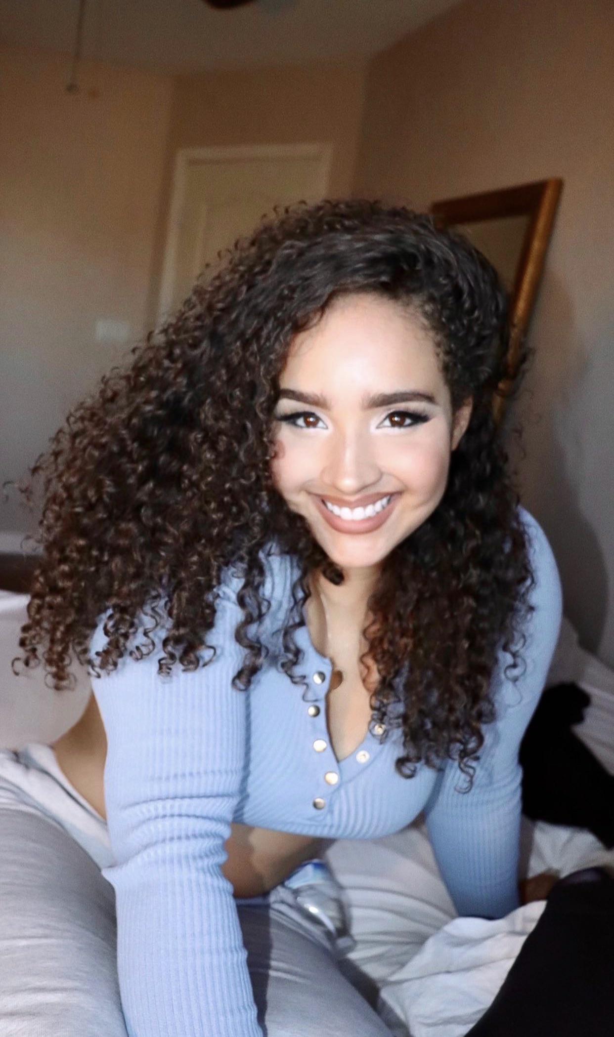 demetria [irtr] | Scrolller