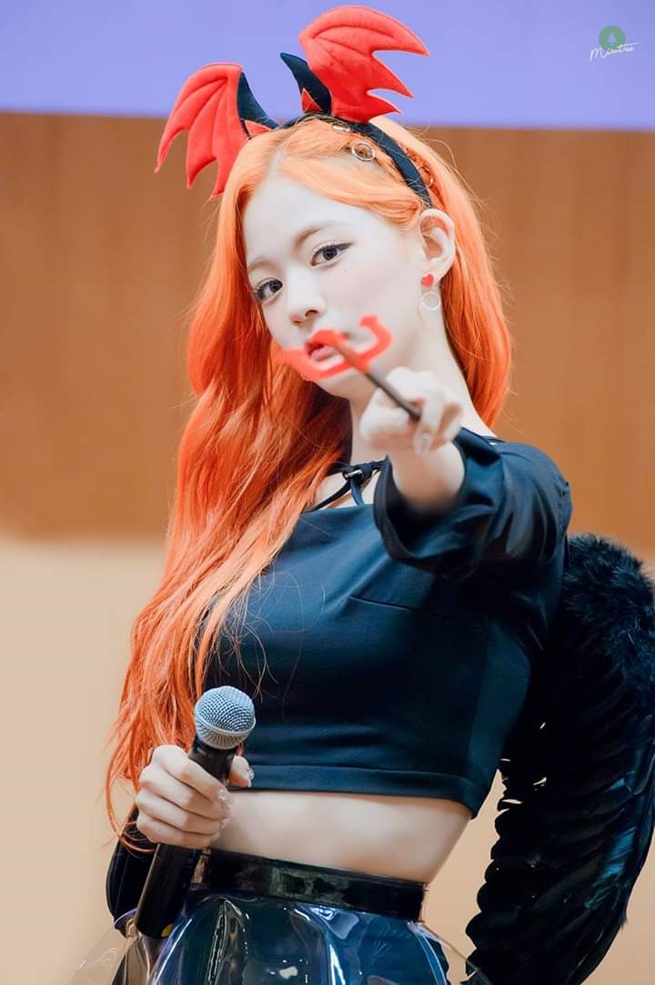 Demon Chaeyoung | Scrolller
