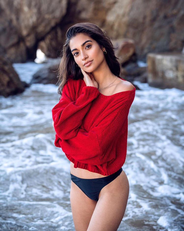 Desiree Kohler | Scrolller