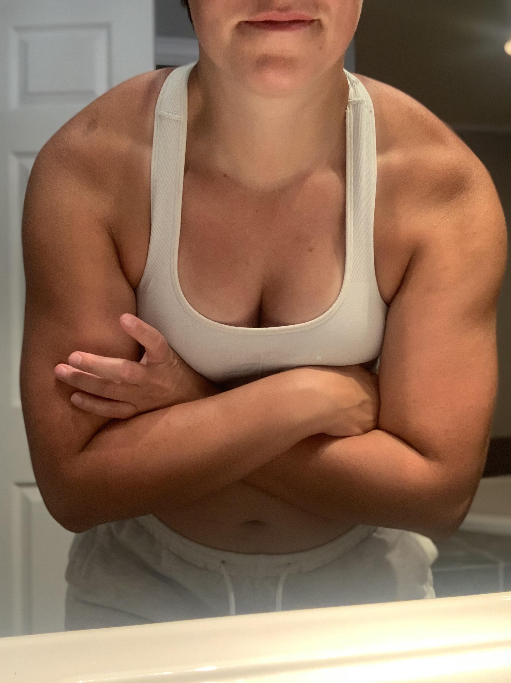 Dimmer switch in my bathroom produces the best lighting | Scrolller