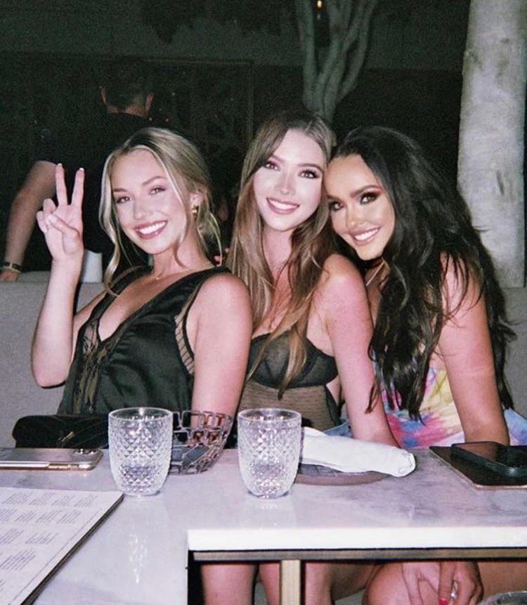 Dinner cheesing | Scrolller