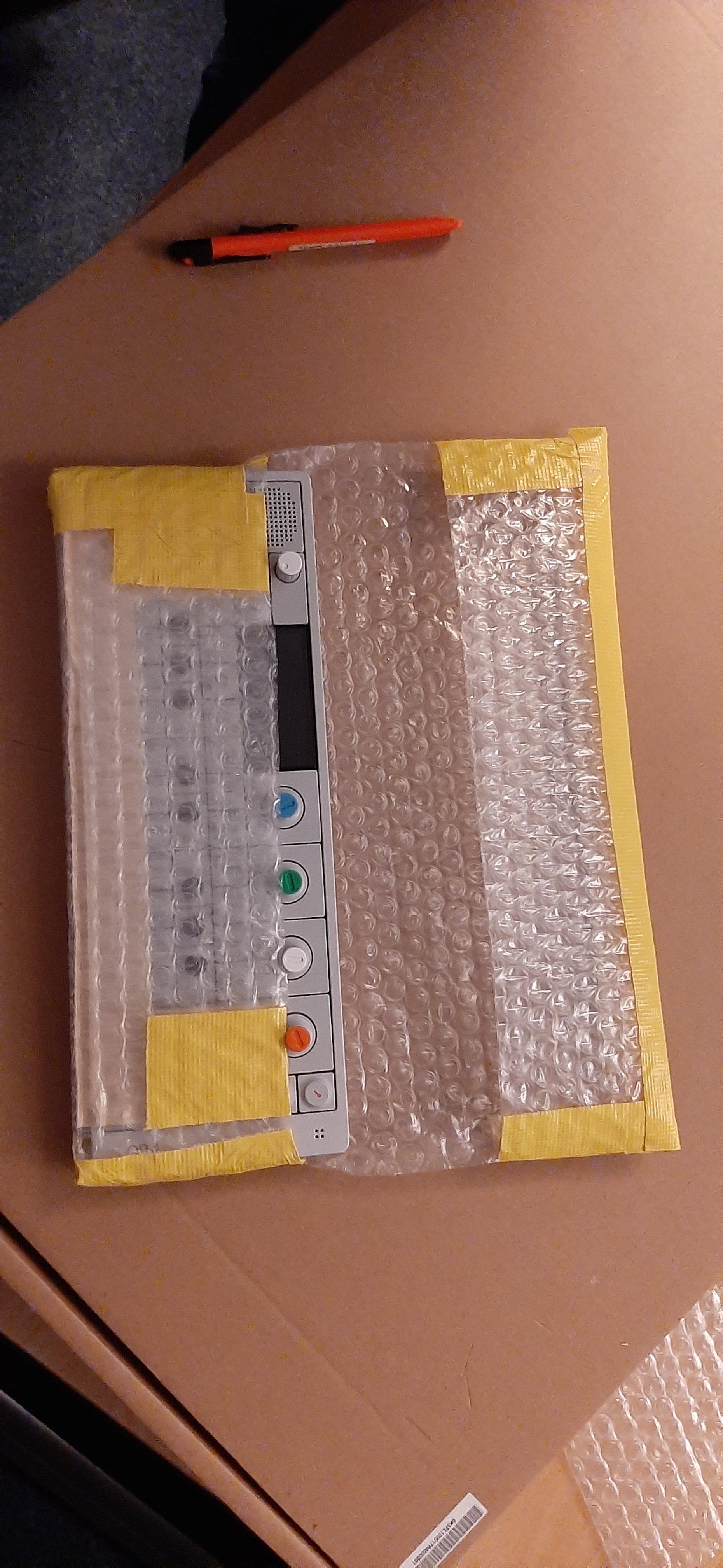 DIY OP-1 pouch bubble wrap | Scrolller