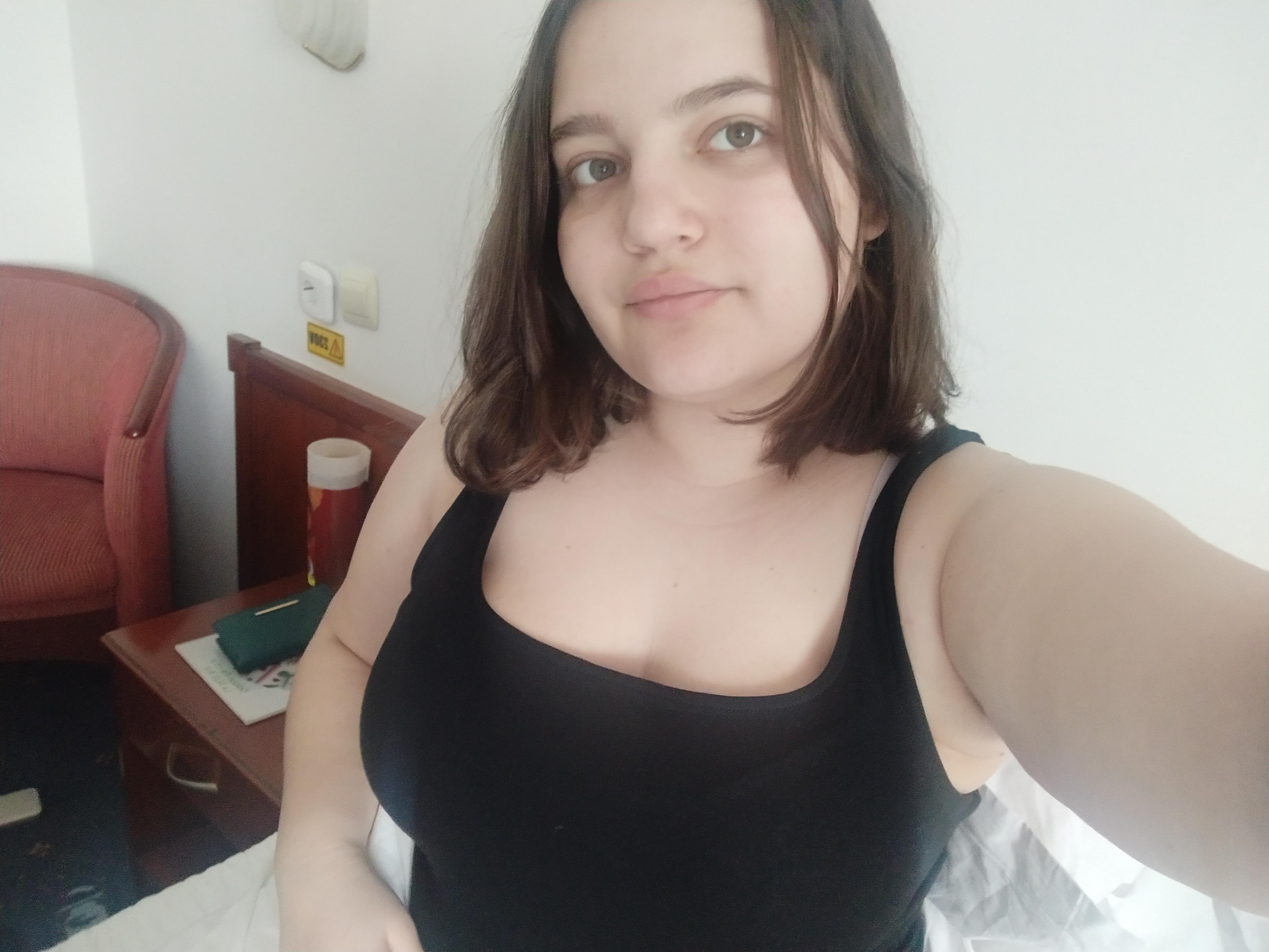 Do I have any look alikes? | Scrolller