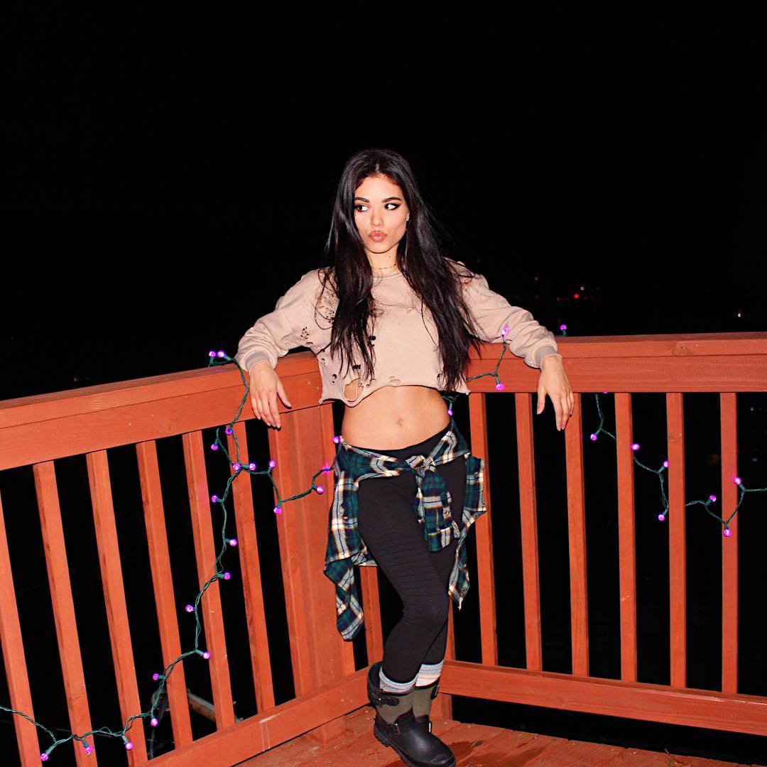 Do we like Ariel Yasmine? | Scrolller