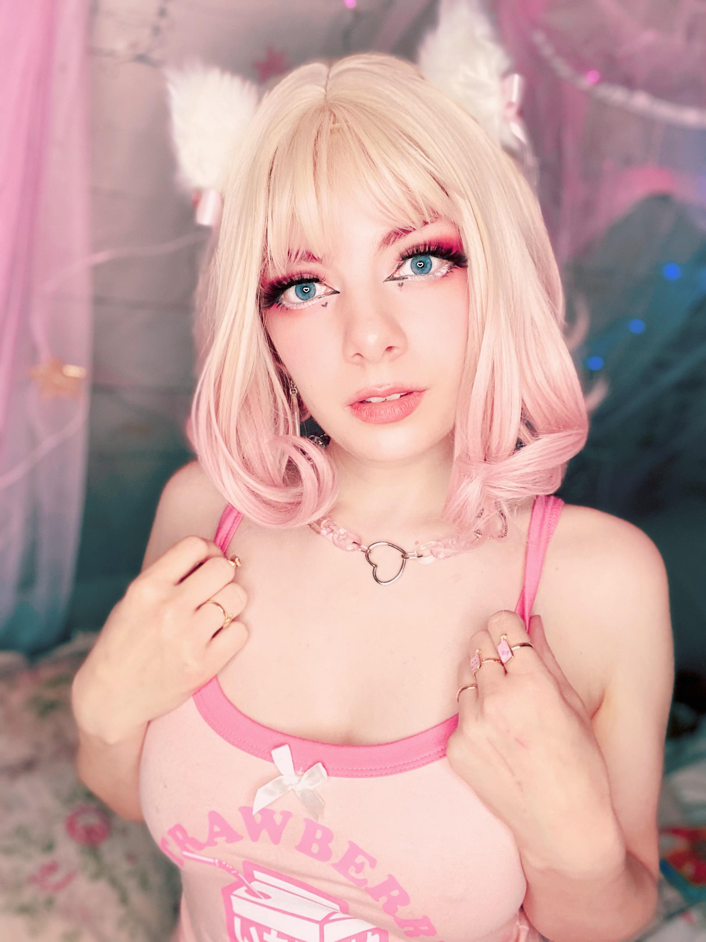 Do You Like Cat Girls Scrolller
