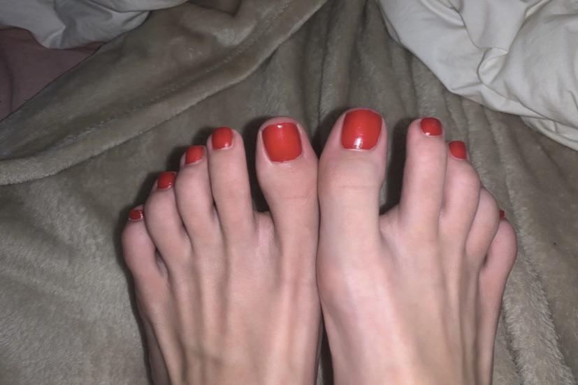 Do You Like My Feet Scrolller