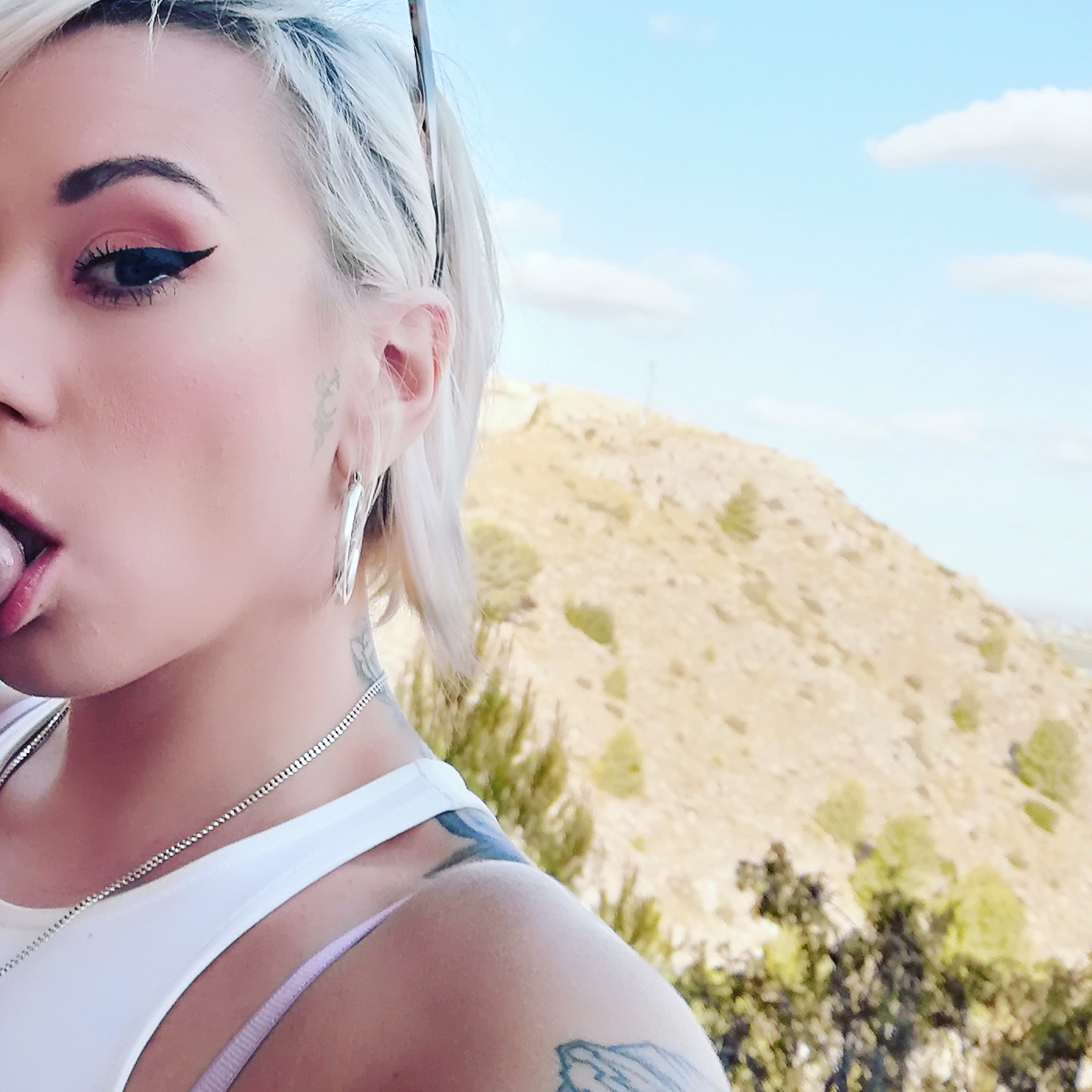 Do you like the views? | Scrolller