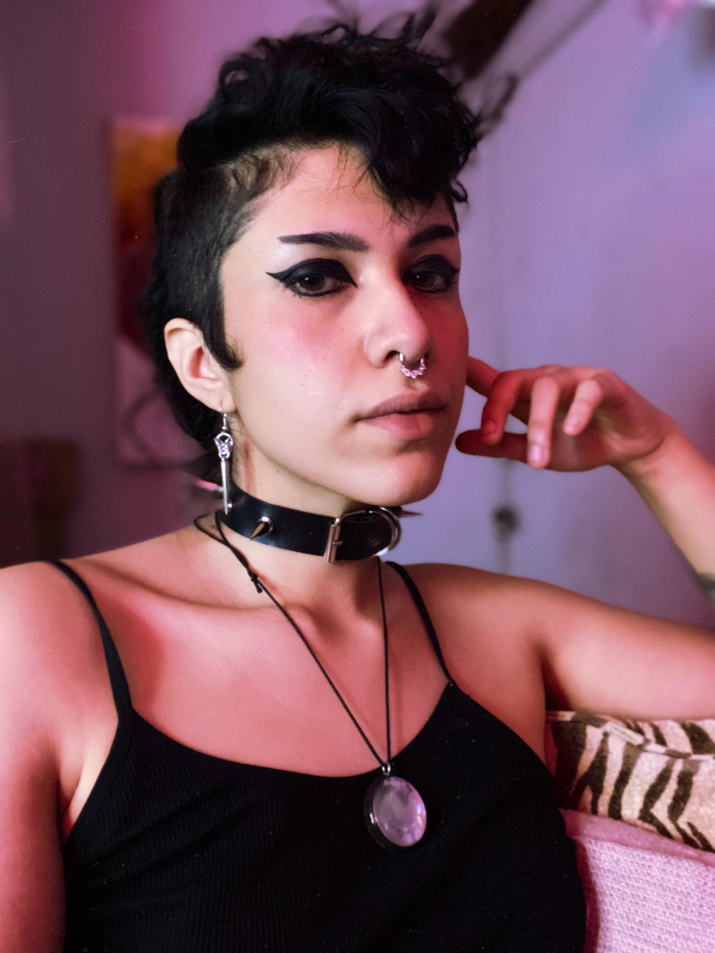 Do you like your throat grabbed? | Scrolller