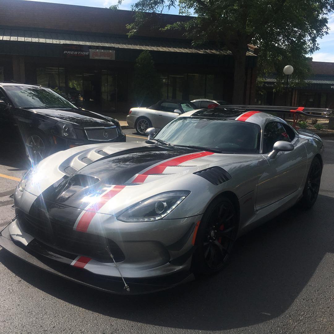 Dodge Viper ACR | Scrolller
