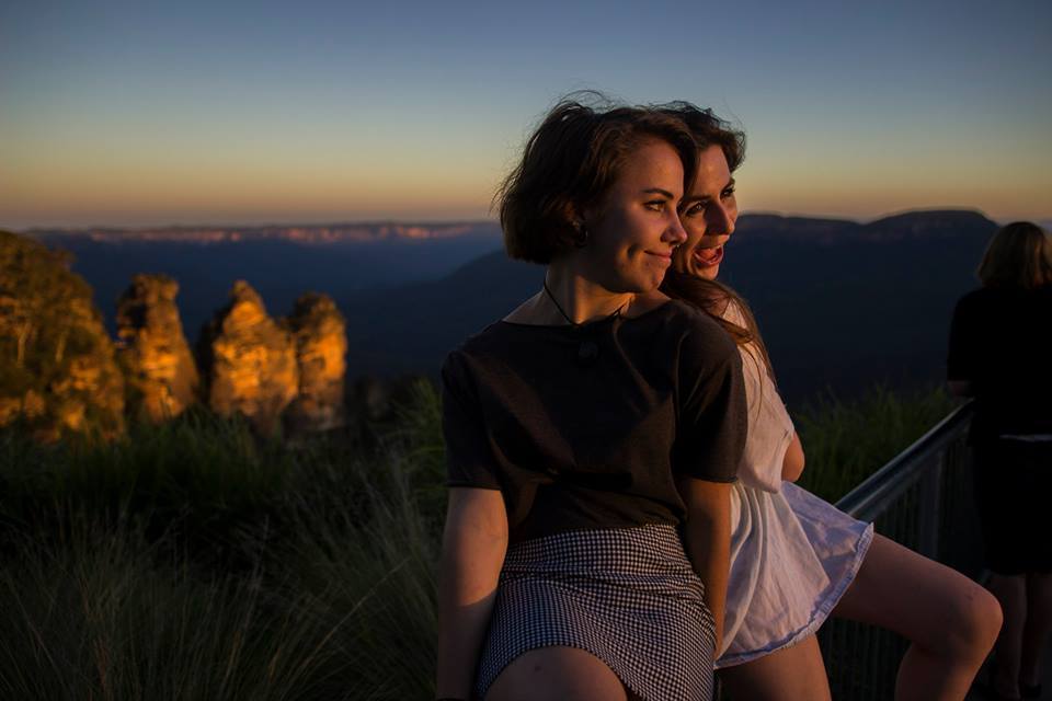 Dodie Clark and Andie Isalie | Scrolller