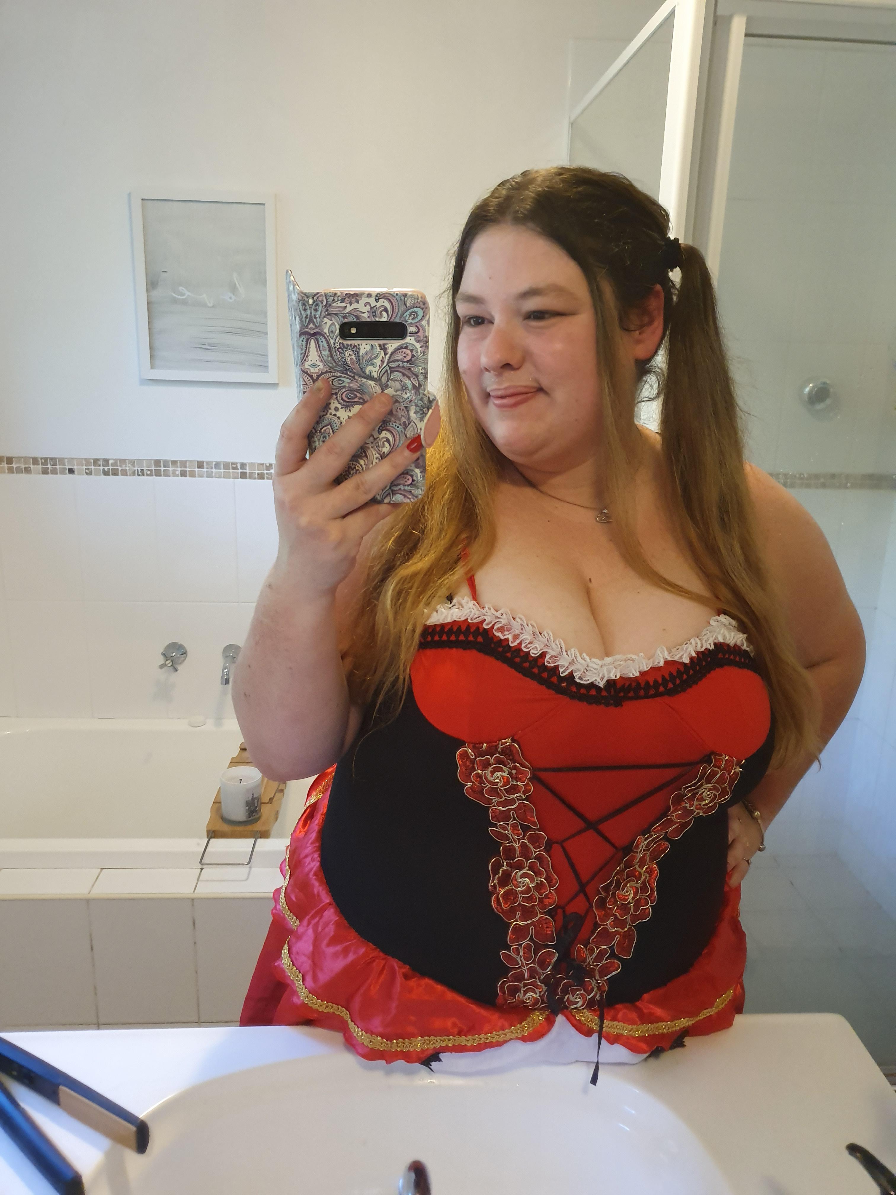 Does 'filthy cute little cumslut' count as a Halloween costume? If so then I'm all set 😉🤤😘 ...