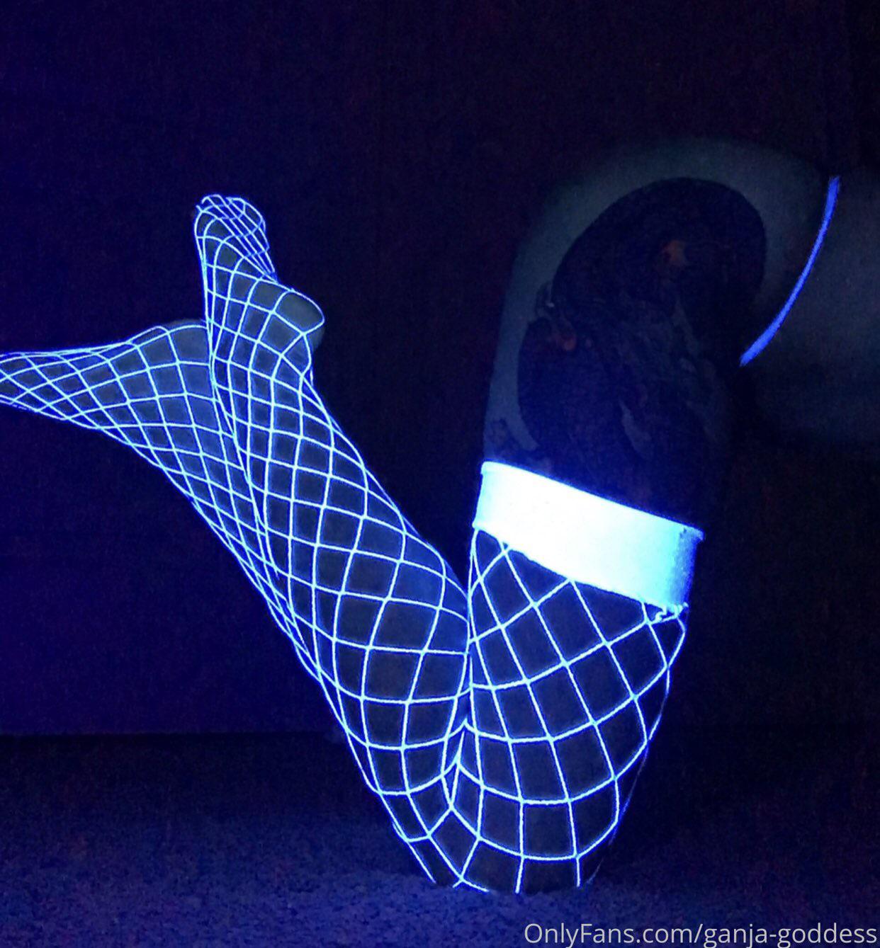 Does this turn you on? ;) | Scrolller