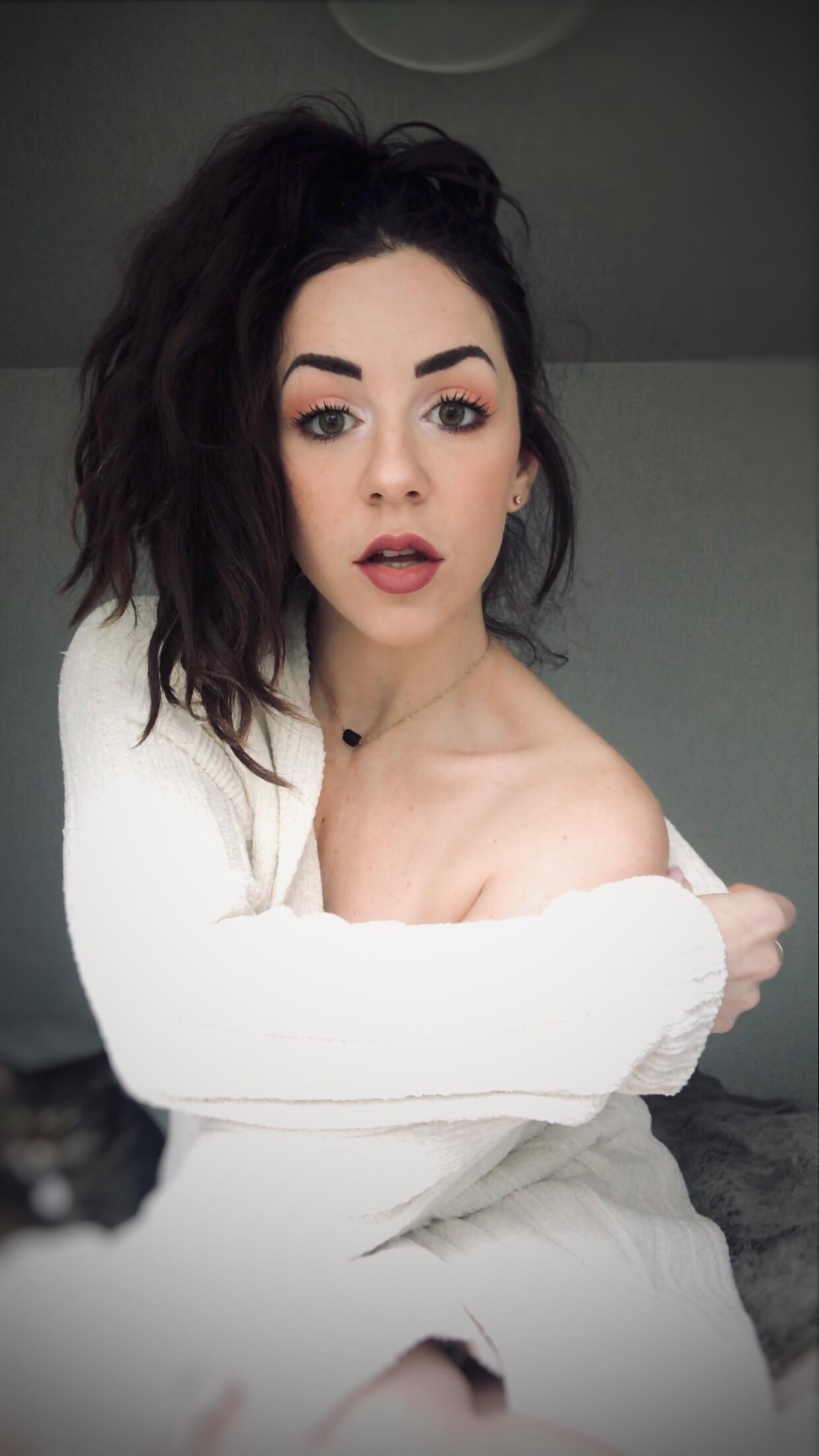 [dom] [kik] Calling all loser slaves and paypigs - a new Goddess ...