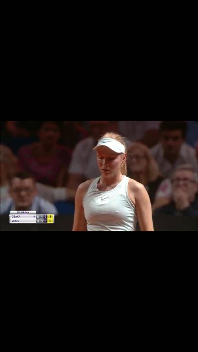 Donna Vekic | Scrolller