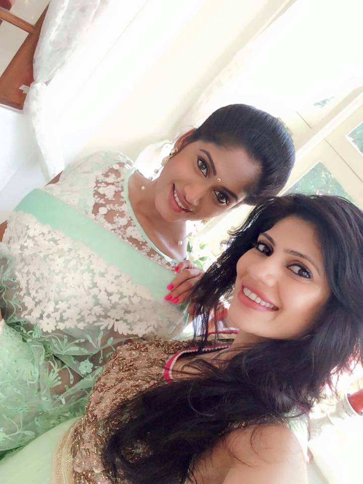 Double Trouble 25 | Scrolller